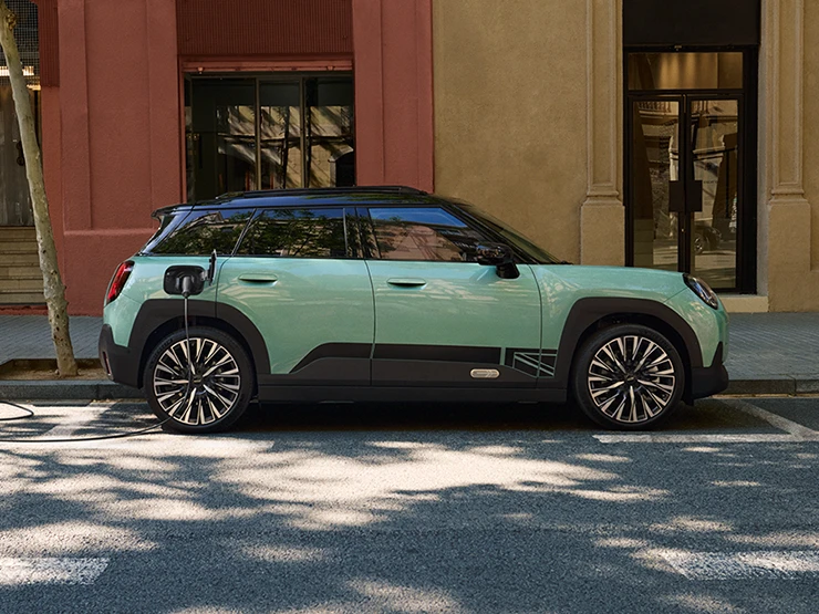 MINI Aceman Electric | MINI.MA